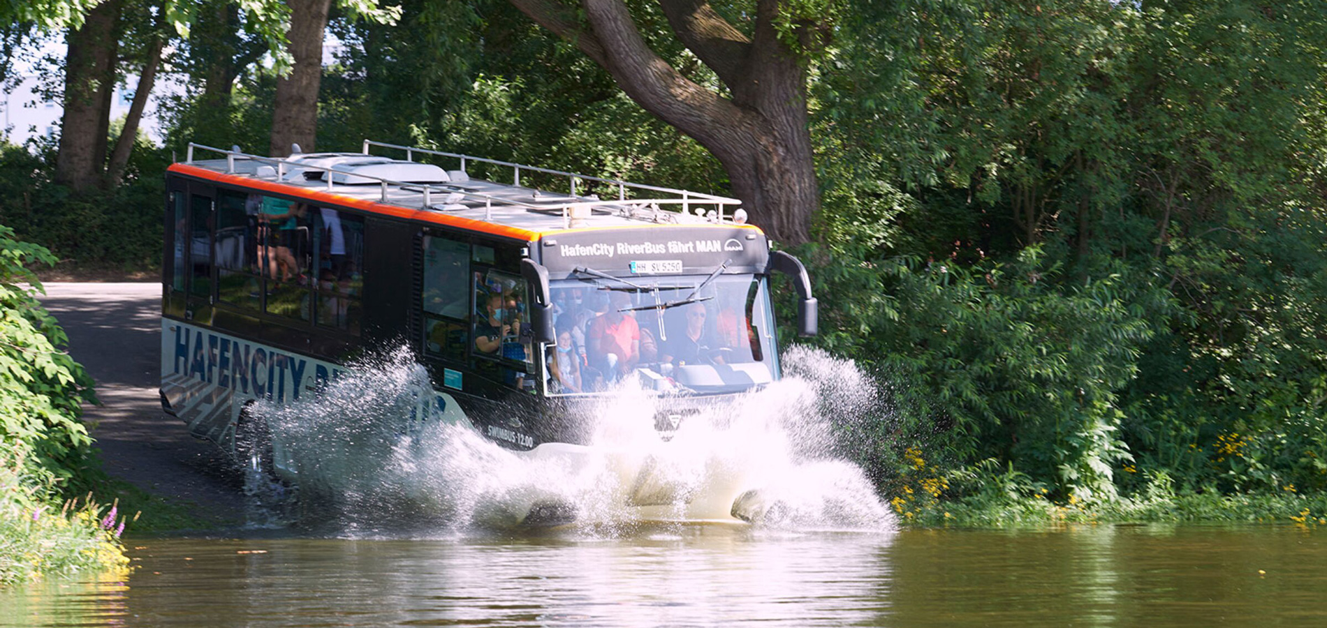 Team events in Hamburg – HafenCity Riverbus – NORD EVENT